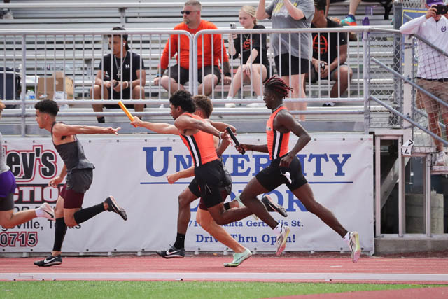 Refugio boys, girls seek to repeat as state champions | The Victoria ...