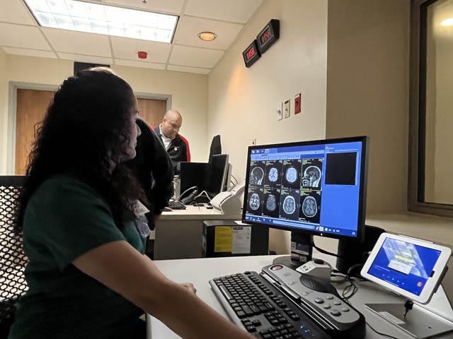 Citizens Medical Center unveils new MRI machine | The Victoria Advocate