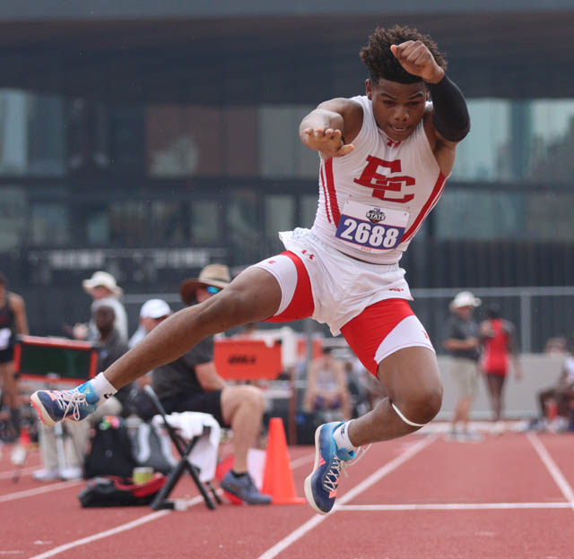 Yoakum’s Jayana Phillips, Goliad’s Caden Reagan double up at state meet ...