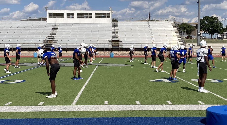 Title Contenders?: Yoakum ready to take its place among state’s top ...