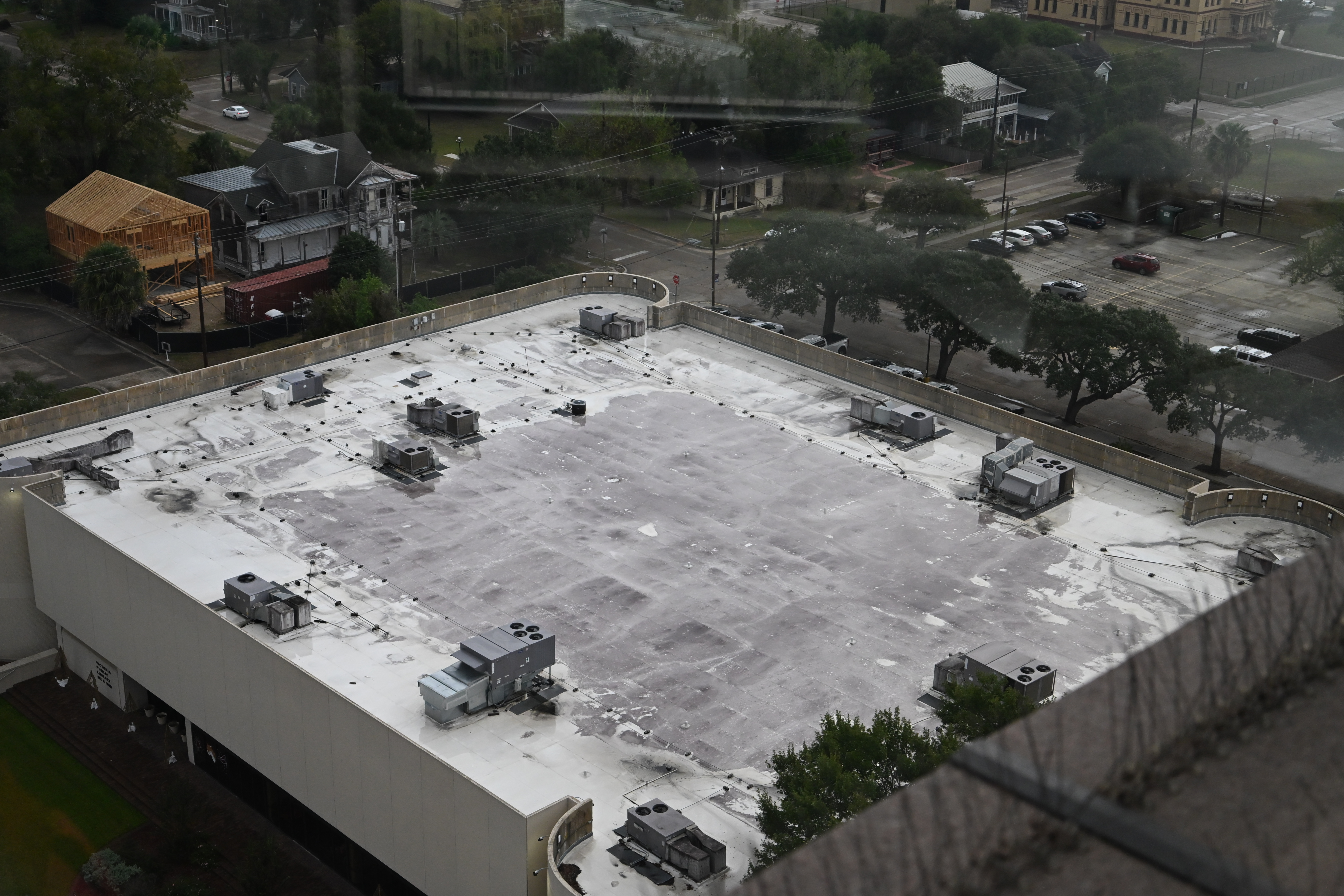 City approves library roof contract for county-owned building | The ...