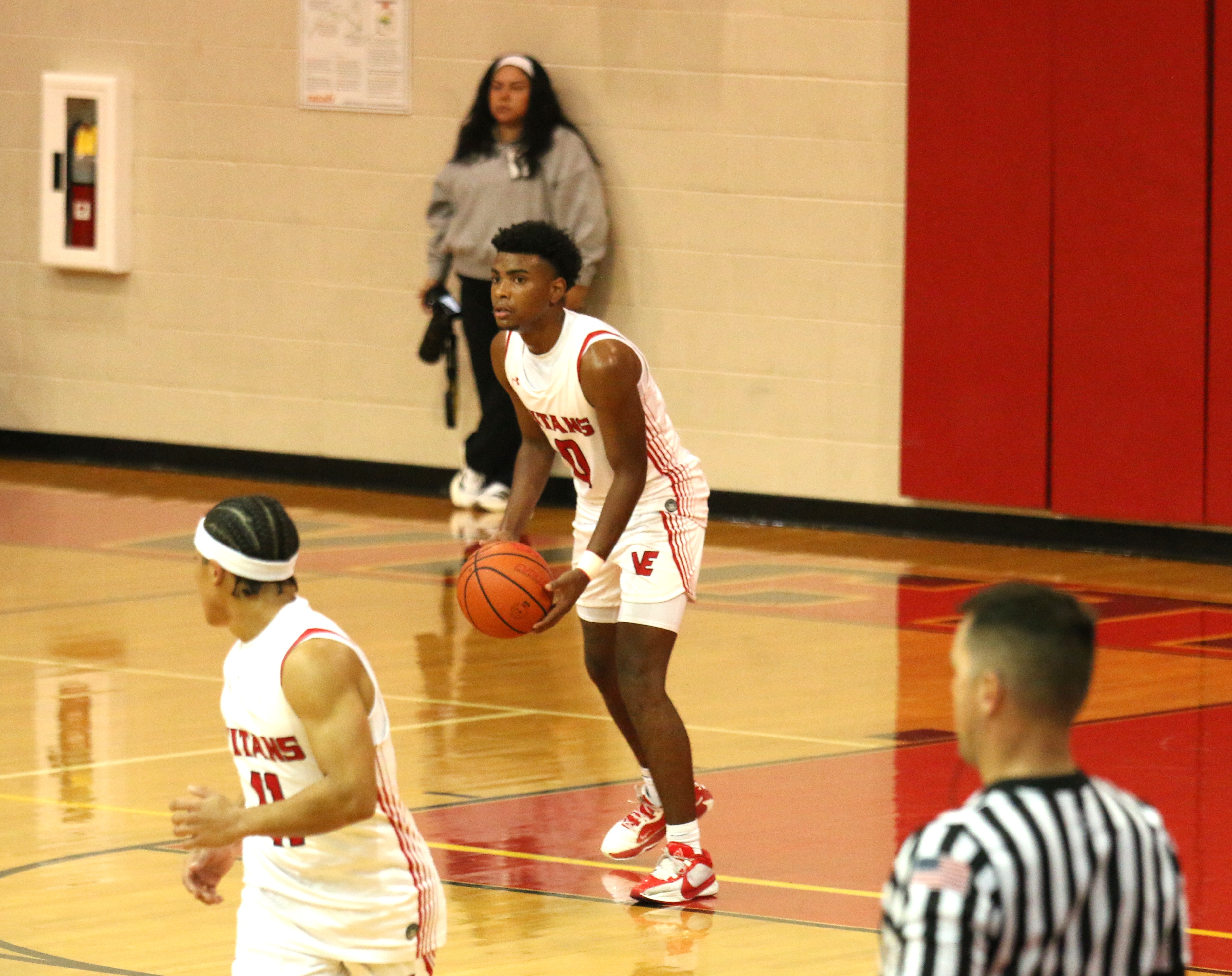 Titans fall to Warriors at home, 61-40 | The Victoria Advocate